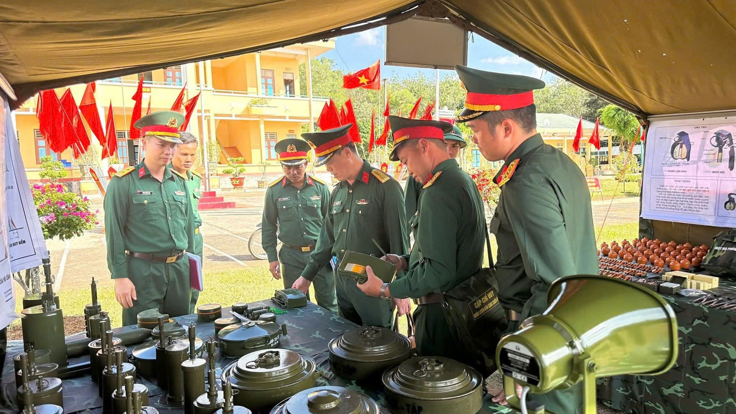 Le commandement militaire provincial de Gia Lai a inspecté l'état de ...