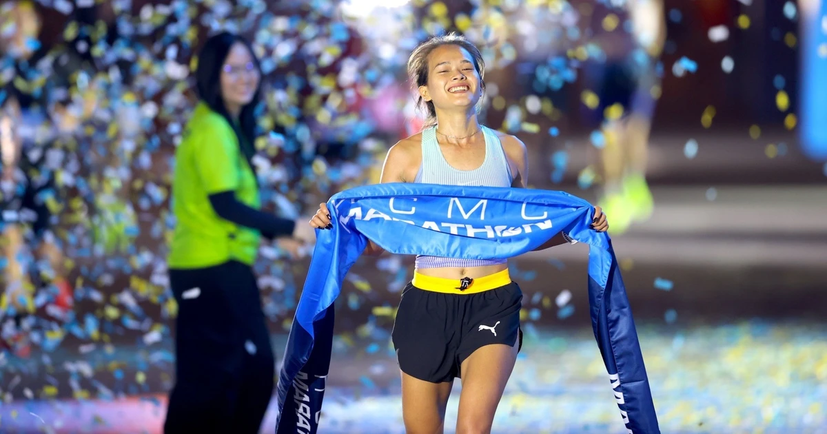 Phạm Thị Hồng Lệ vô địch marathon tại Ho Chi Minh City Marathon 2026
