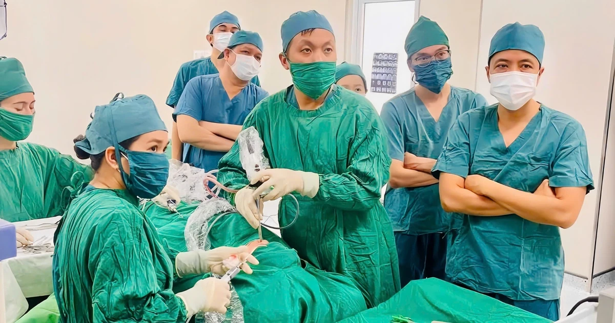 Phát triển nguồn nhân lực y tế: Nền tảng nâng cao chất lượng chăm sóc ...