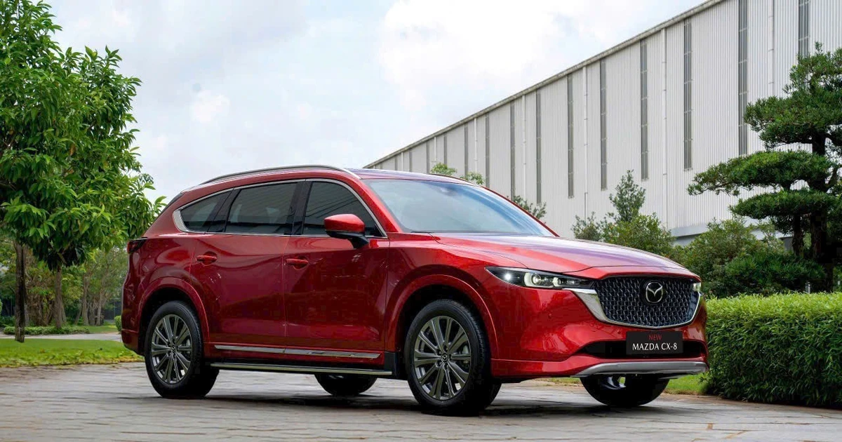 Mazda CX-8: Mẫu SUV lý tưởng cho gia đình, giá từ 969 triệu đồng