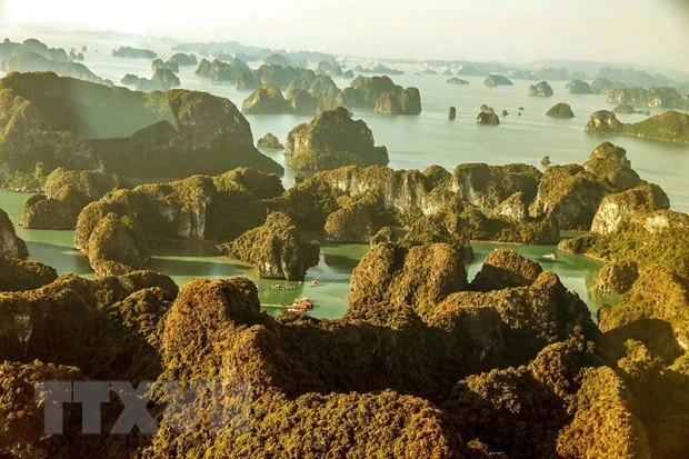 10 hoạt động không thể bỏ lỡ trong hành trình khám phá Vịnh Hạ Long ...