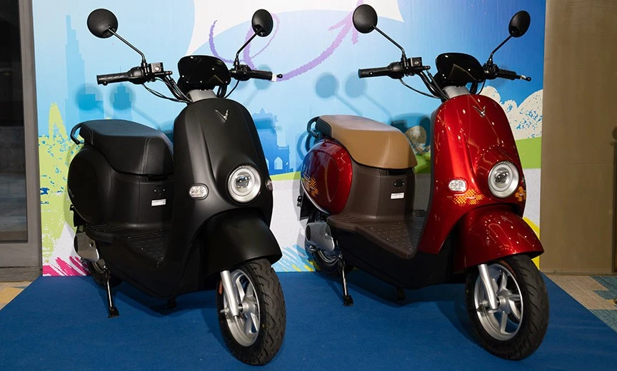 Xe máy điện VinFast Motio gây sốt giới trẻ, giá chỉ 17,9 triệu đồng