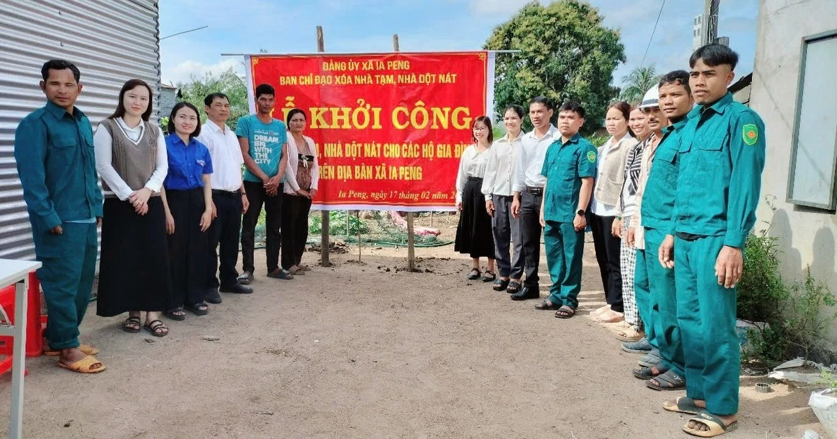 Xã Ia Peng ra quân khởi công xóa nhà tạm, nhà dột nát