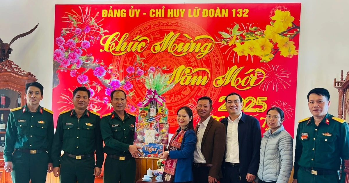Phó Trưởng đoàn Đại biểu Quốc hội tỉnh Gia Lai Siu Hương thăm, chúc Tết ...