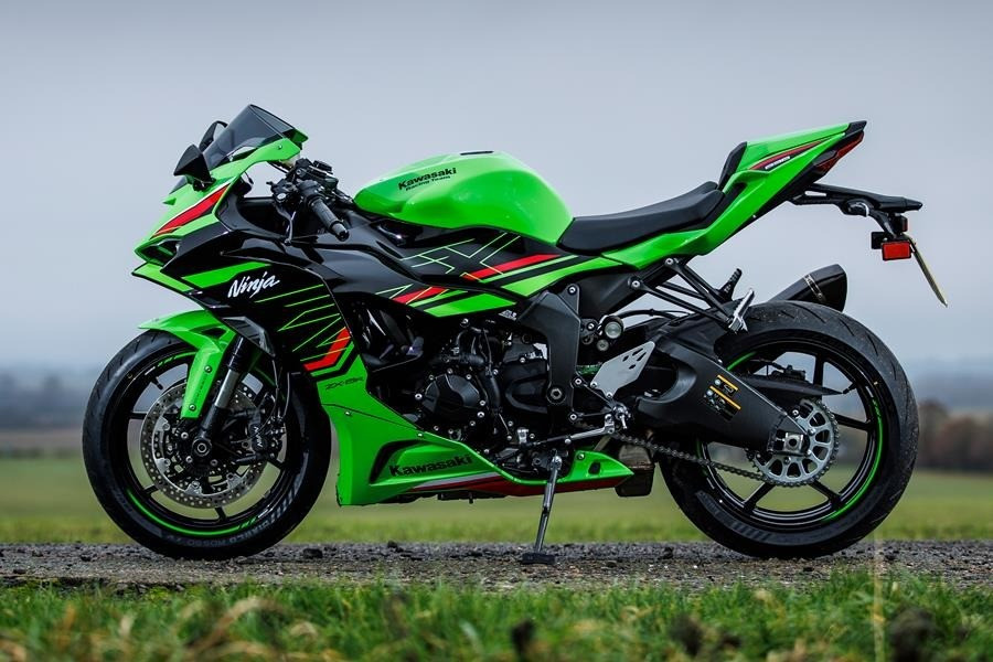 Kawasaki ZX-6R 2025: Mẫu sport bike 636cc nâng cấp thiết kế, giữ nguyên ...
