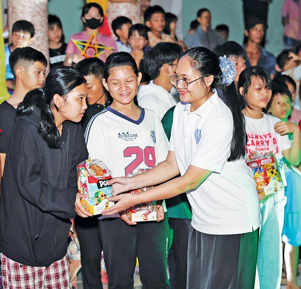 Việc tử tế bắt đầu từ trái tim | Báo Gia Lai điện tử